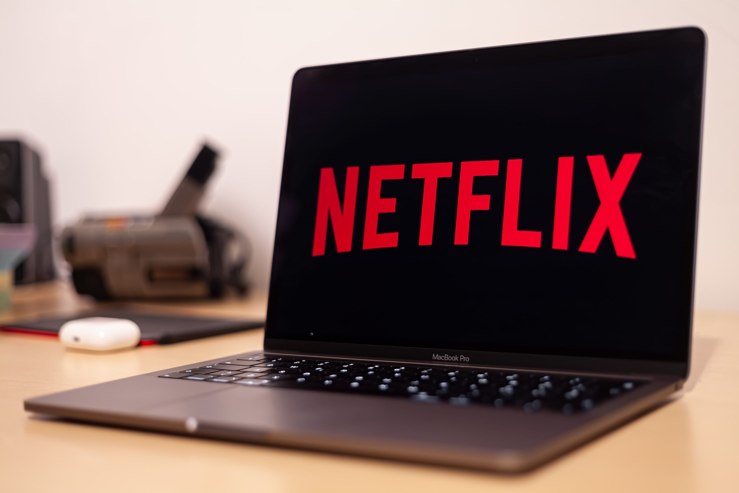 Το Netflix και το φρένο στον διαμοιρασμό των κωδικών σε τρίτους - CSIi ...